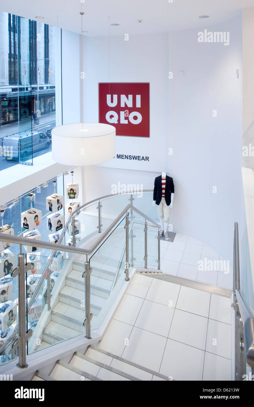 Uniqlo Kensington High Street London Stock Photo - Alamy