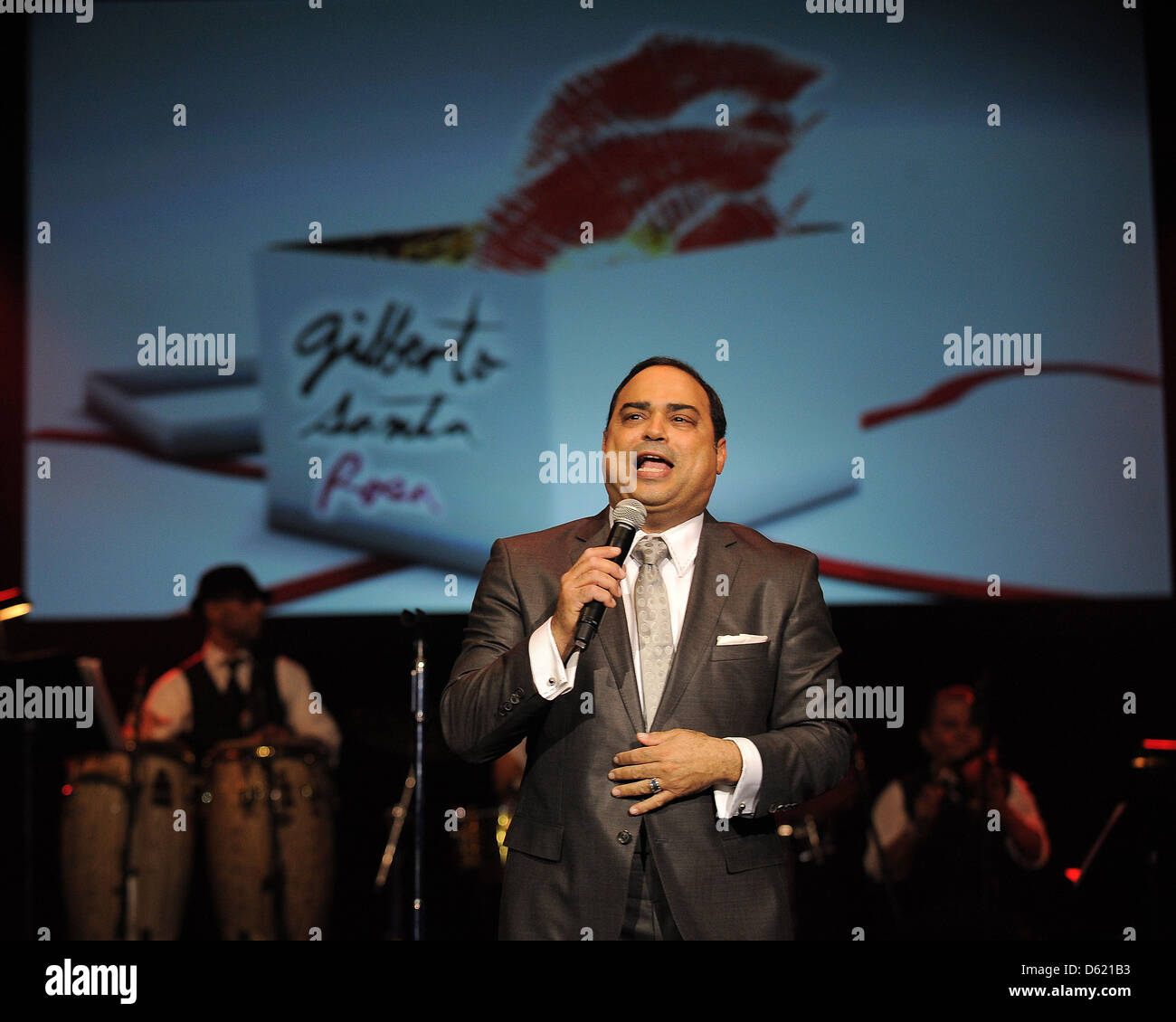 Gilberto Santa Rosa performs at the Seminole Hard Rock Hotel and ...