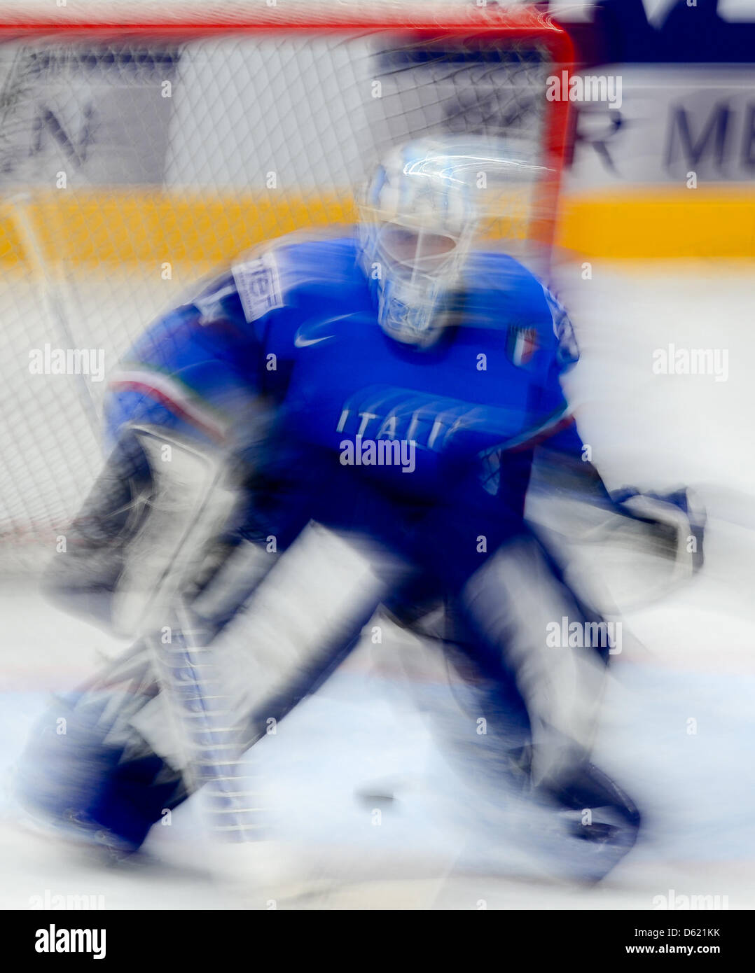 Italy's goalkeeper Daniel Bellissimo gestures during the Ice Hockey ...