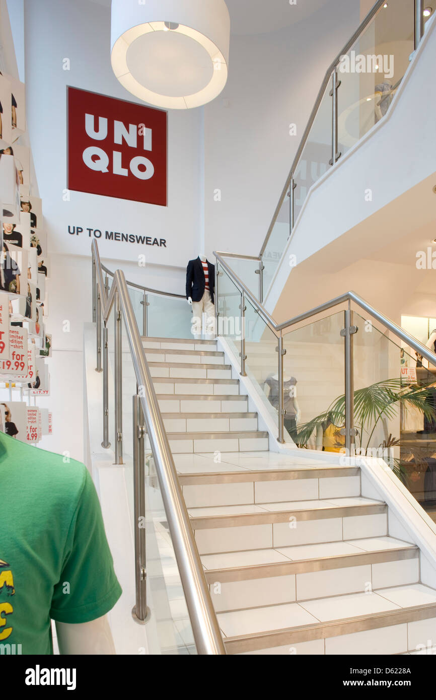 Uniqlo Kensington High Street London Stock Photo - Alamy