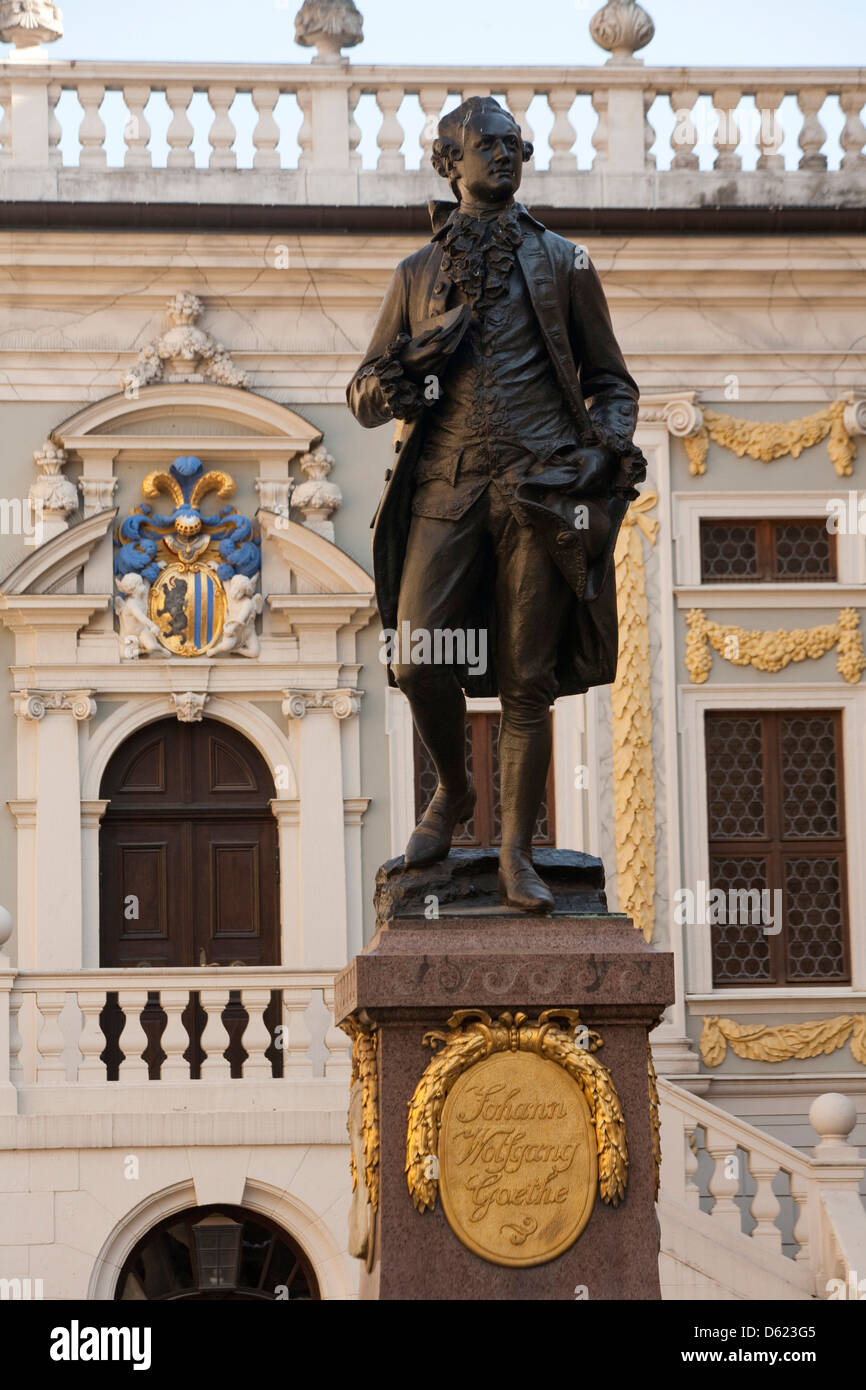 Goethe statue leipzig hi-res stock photography and images - Alamy