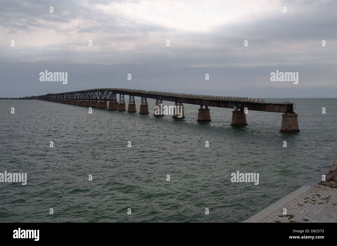 Portion of "Overseas Railroad" bridges in Florida Keys Stock Photo - Alamy