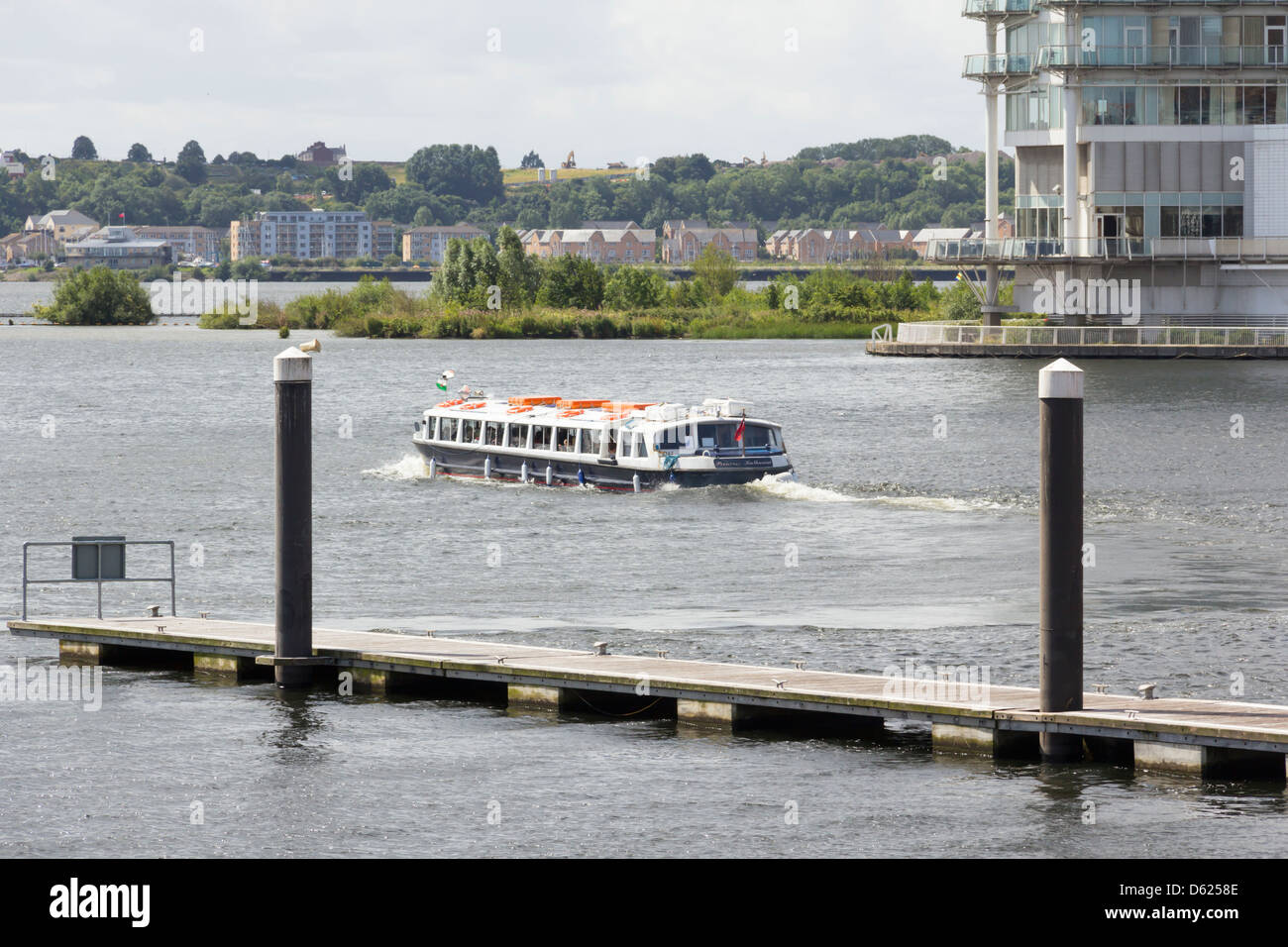Cardiff waterbus service Princess Katherine leaving the jetty at ...