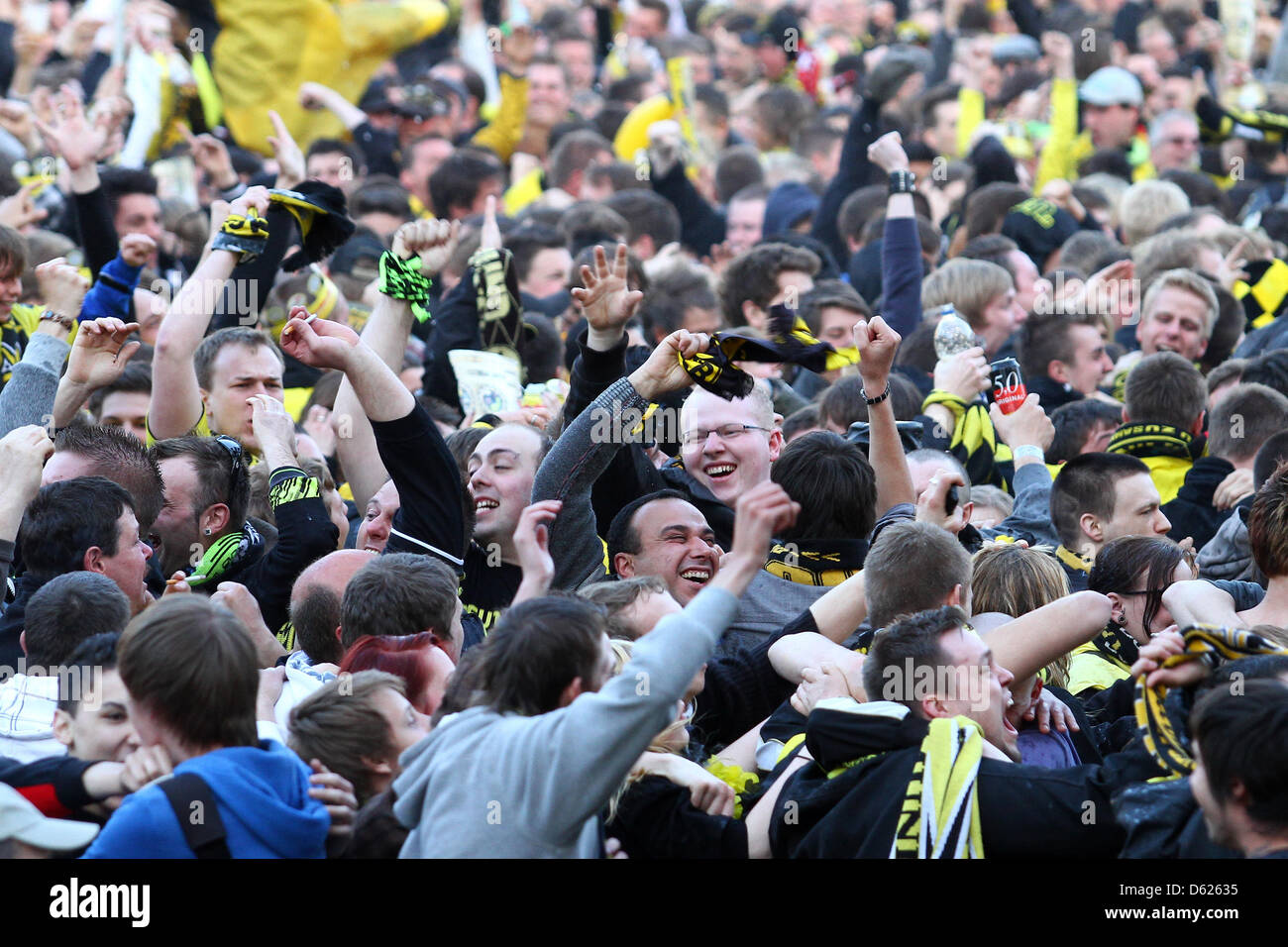 Dfb cup hi-res stock photography and images - Alamy