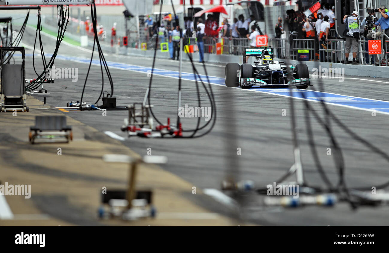 German Formula One driver Nico Rosberg of Mercedes AMG steers his car ...