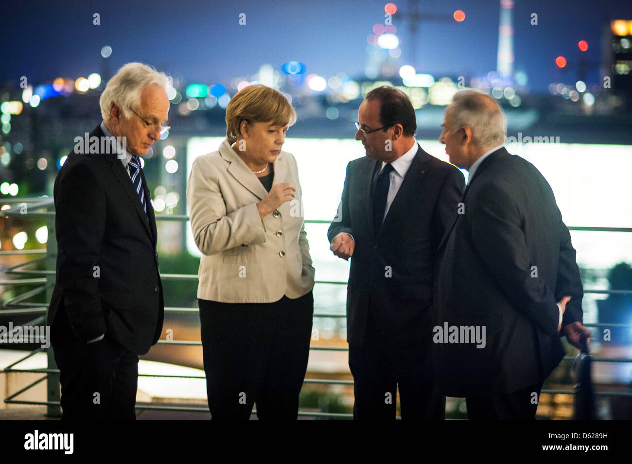 Arbeitsessen hi-res stock photography and images - Alamy