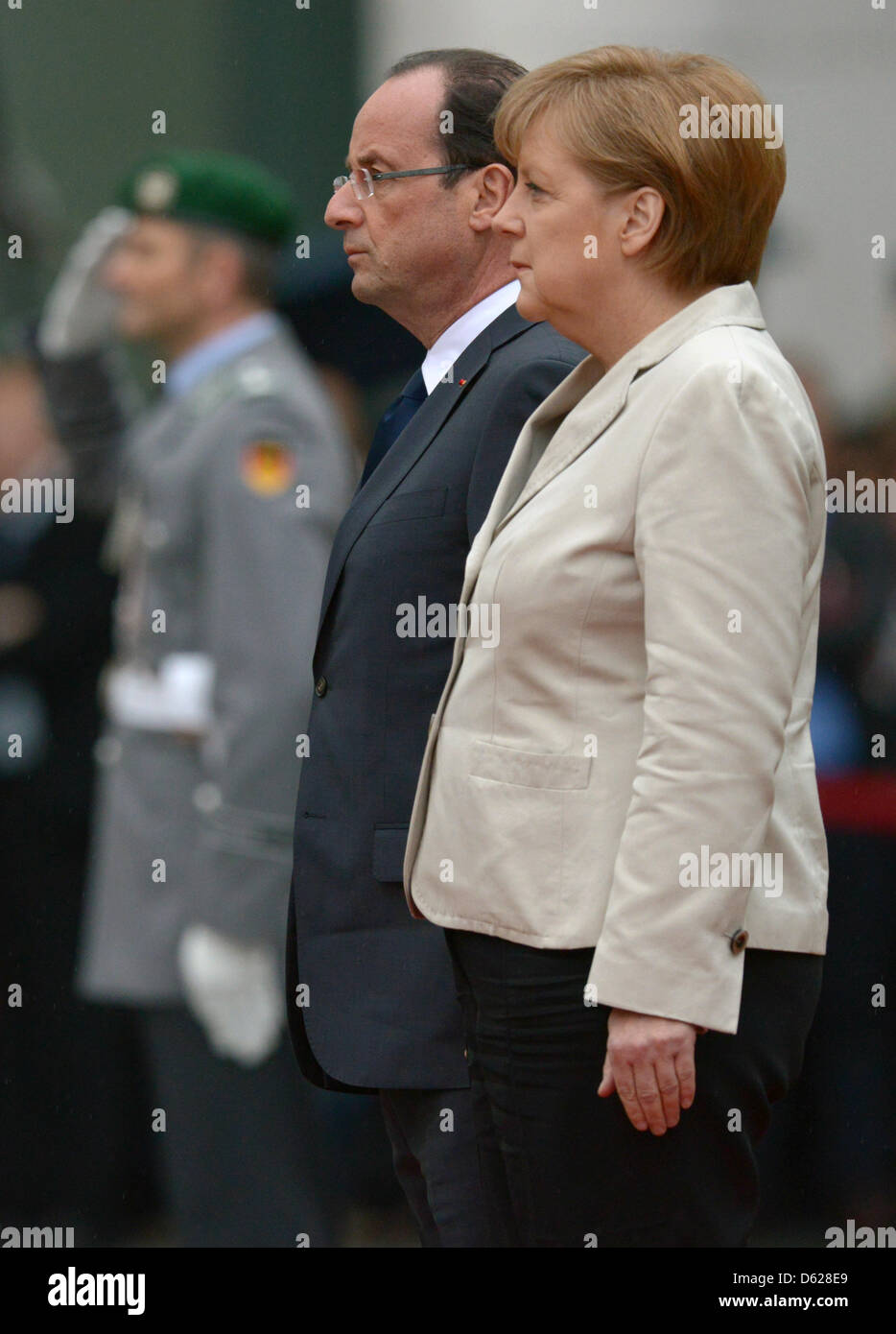 German Chancellor Angela Merkel (CDU) welcomes new French President ...