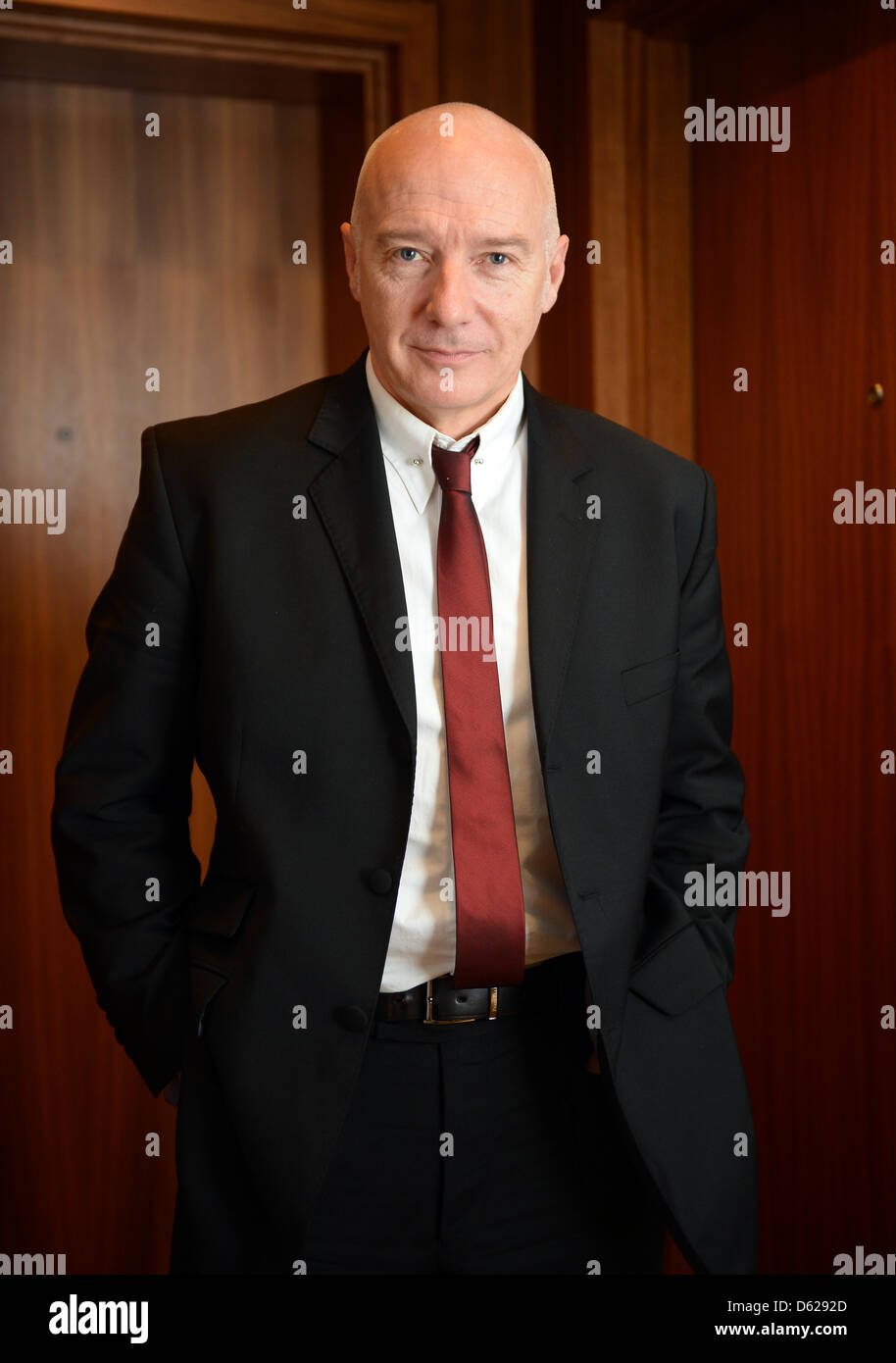 Singer Midge Ure from the British band Ultravox smiles during a photo ...