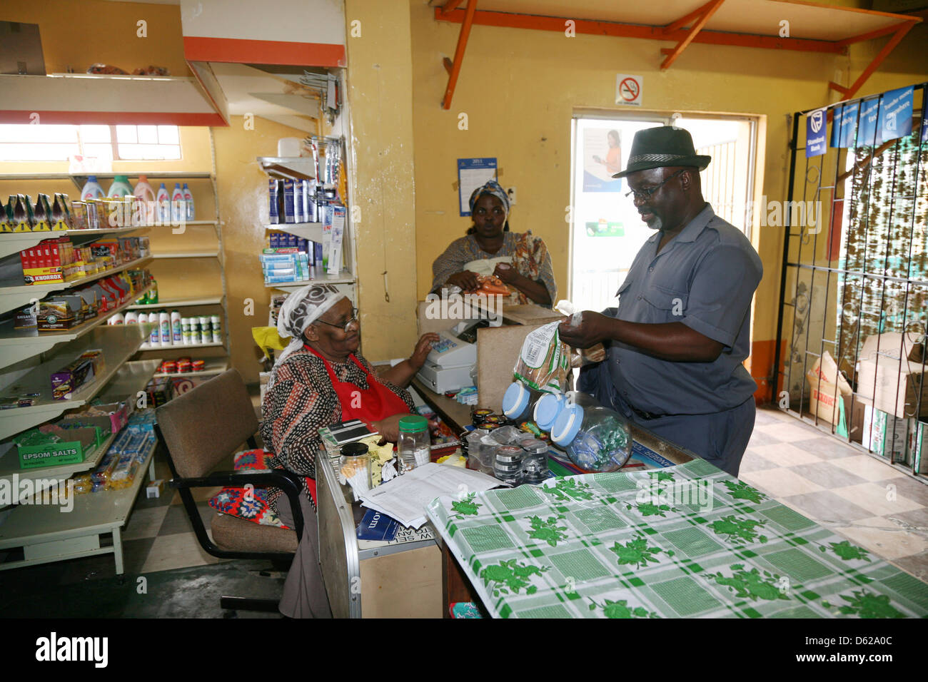 South african shop owner money hi-res stock photography and images - Alamy