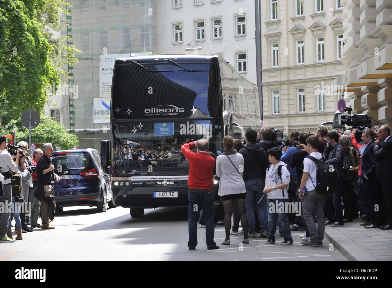 Chelsea team bus hi-res stock photography and images - Alamy
