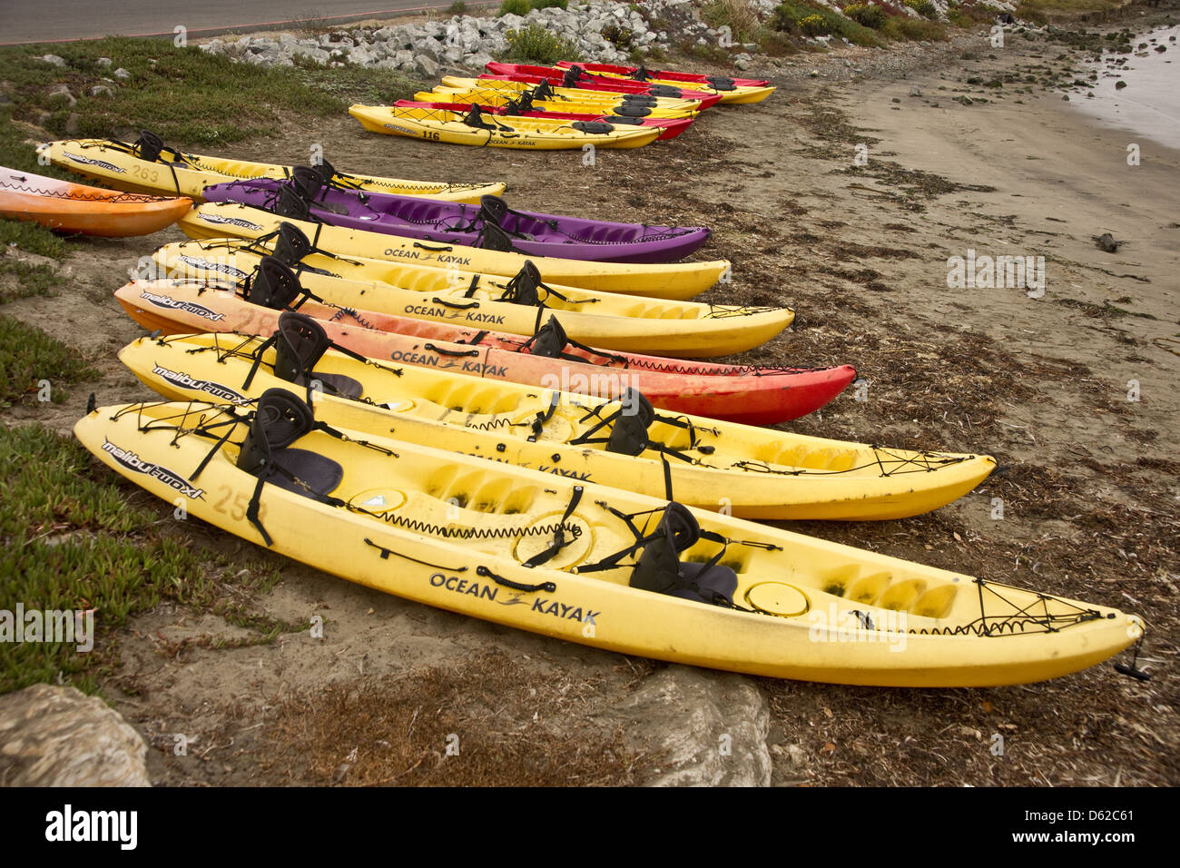 Colorful kayaks hi-res stock photography and images - Alamy