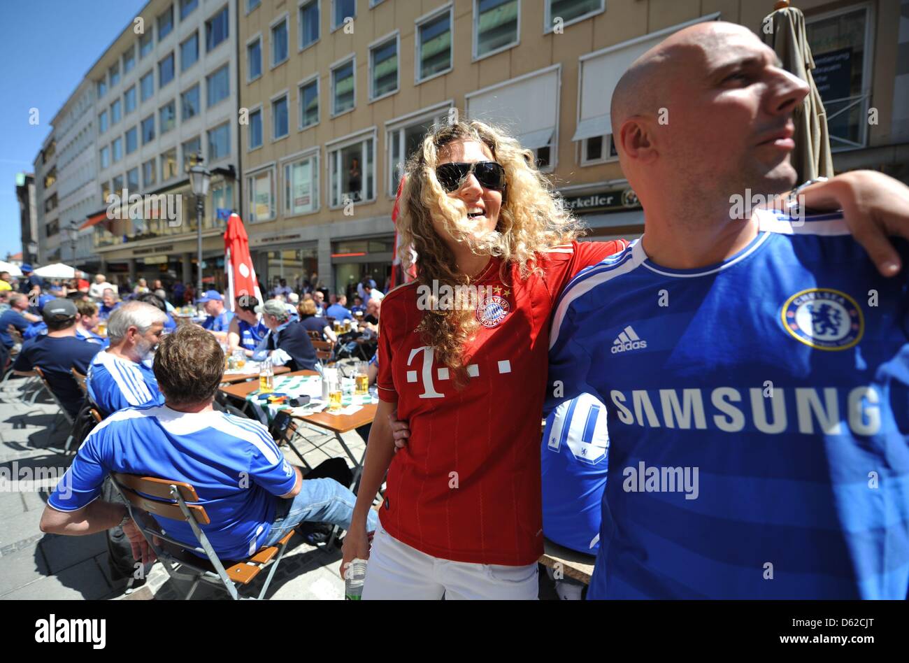 Fans of Chelsea and Munich celebrate together prior to the UEFA ...