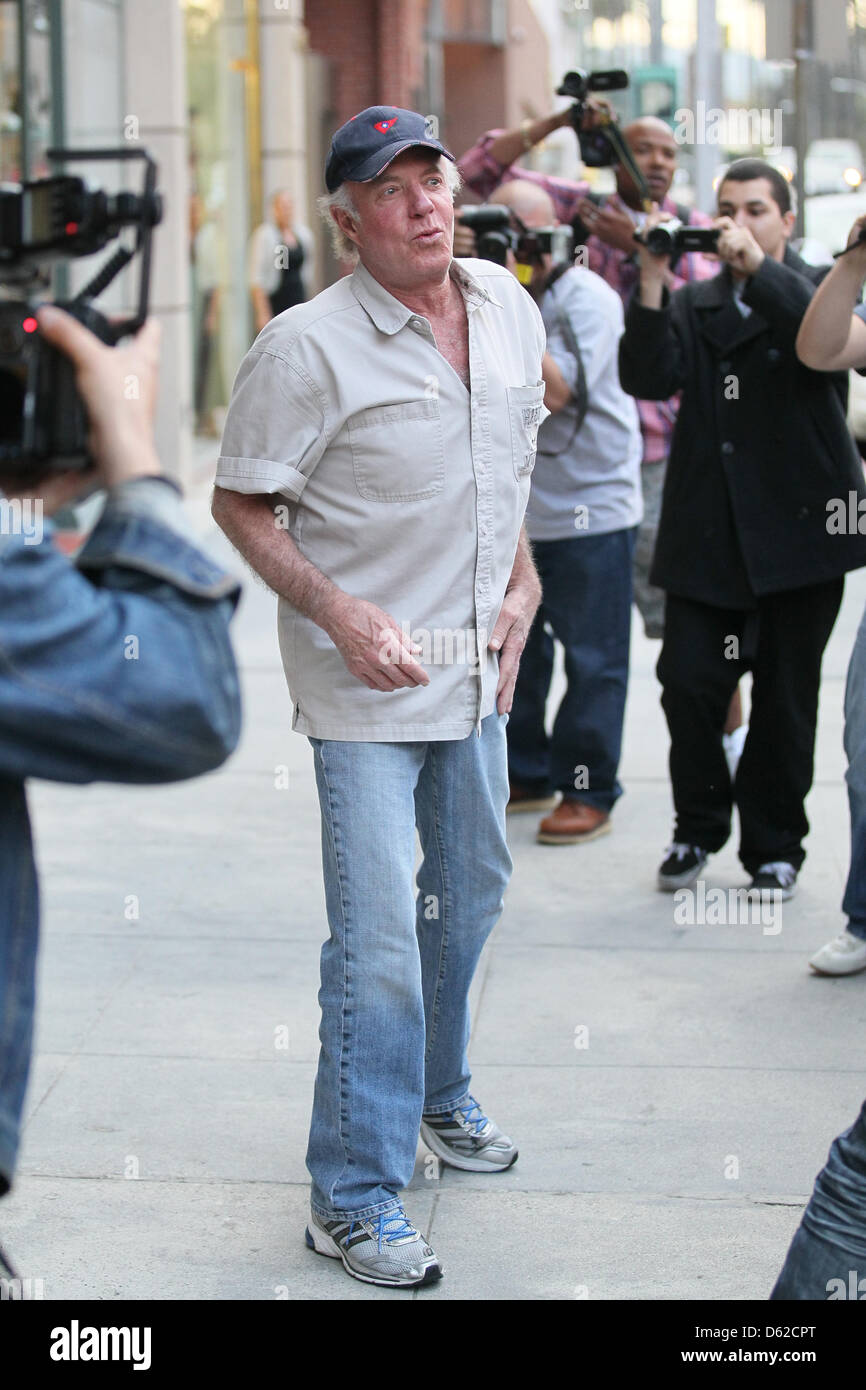 James Caan leaving a Medical Office Building in Beverly Hills Los ...