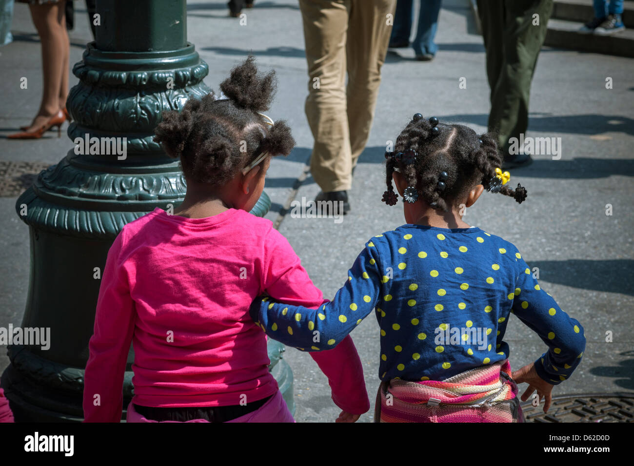 Help Each Other Stock Photos & Help Each Other Stock Images - Alamy