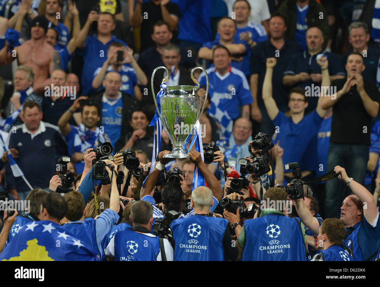 Chelsea player celebrate High Resolution Stock Photography and Images ...