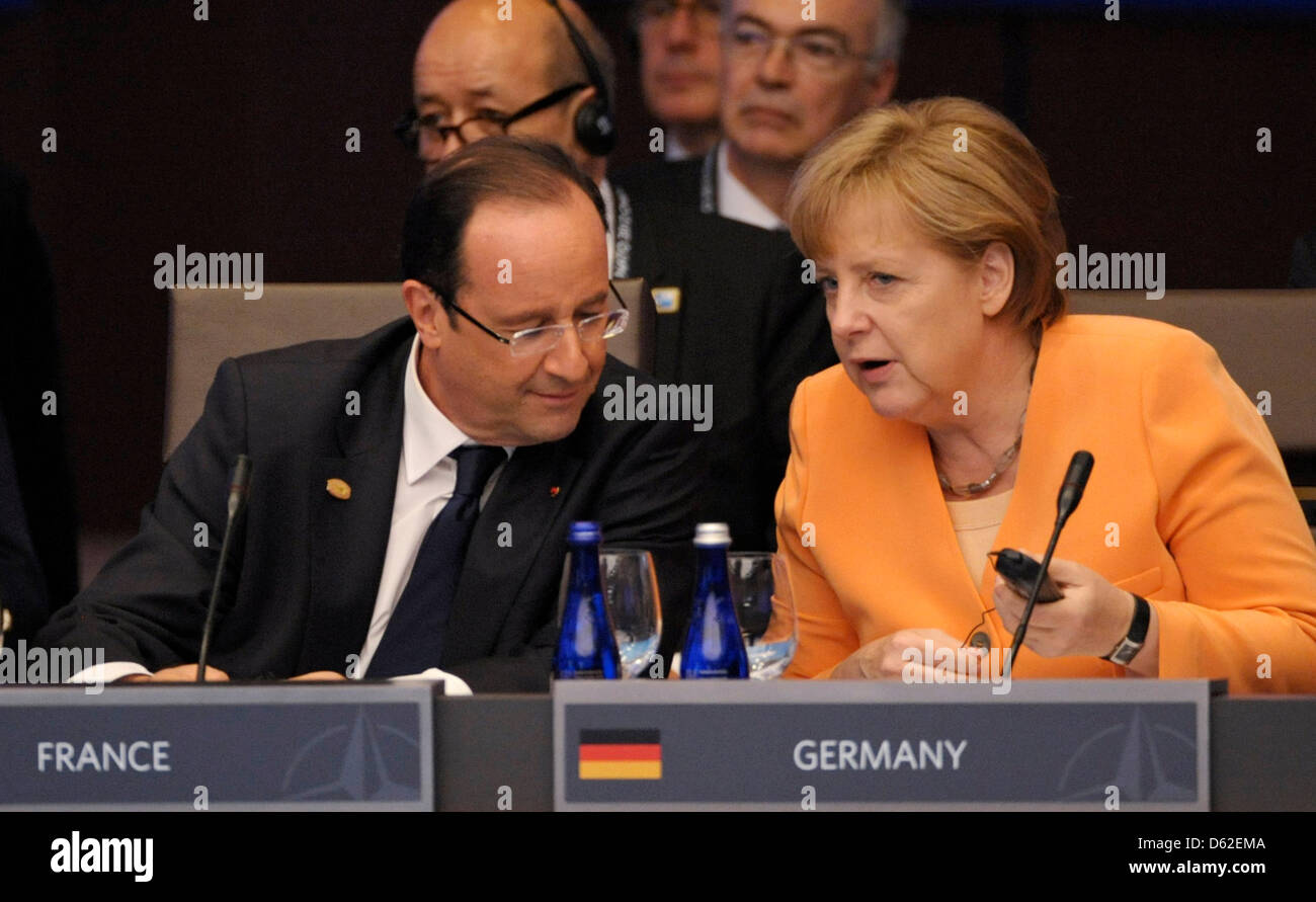 Frankreichs Präsident Francois Hollande und Bundeskanzlerin Angela ...