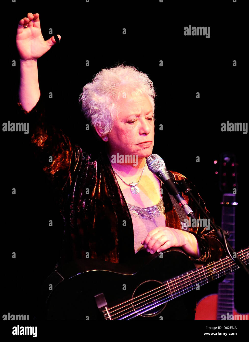 Iconic American singer/songwriter Janis Ian performs at Vicar Street ...