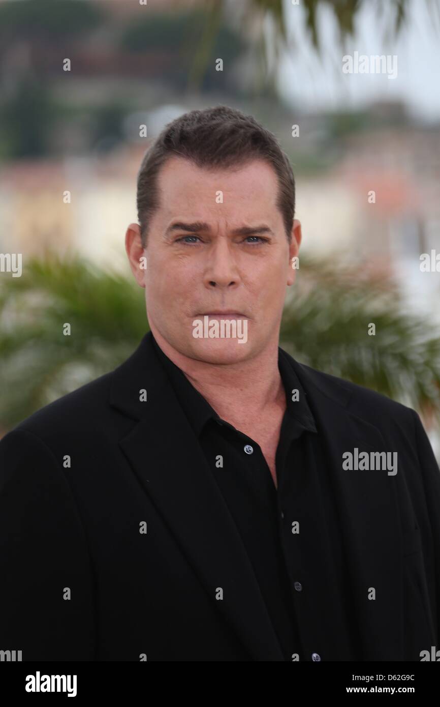 Actor Ray Liotta poses at the photocall of "Killing Them Softly" during ...