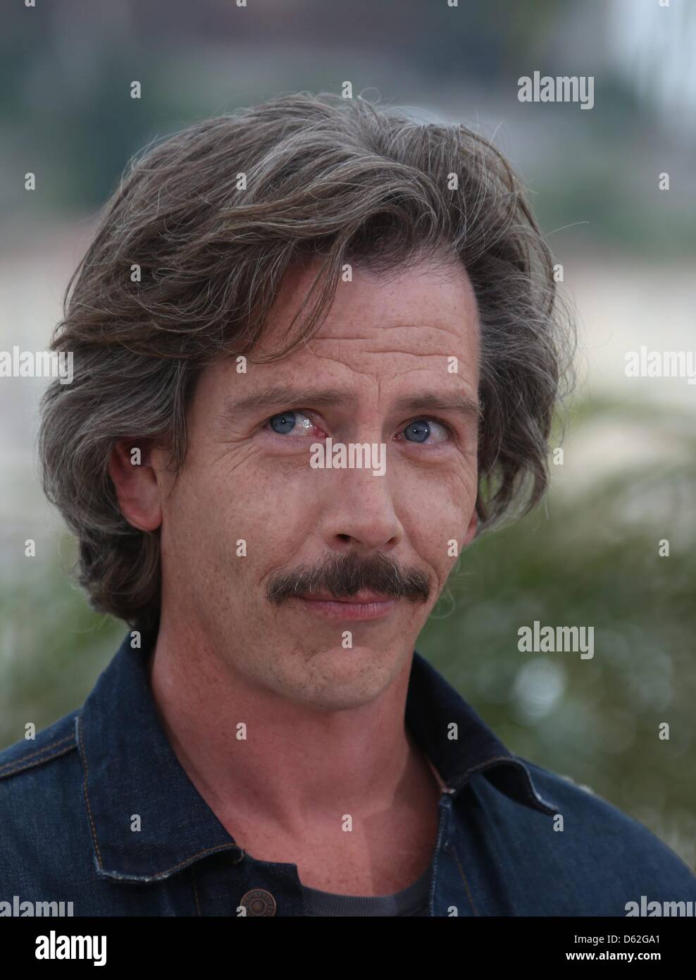 Actor Ben Mendelsohn poses at the photocall of "Killing Them Softly ...