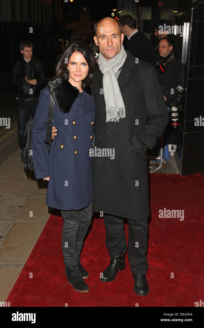 Mark strong and wife hi-res stock photography and images - Alamy