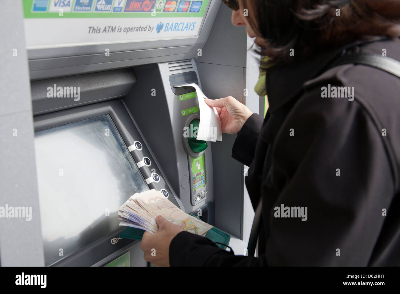 Atm receipt hi-res stock photography and images - Alamy