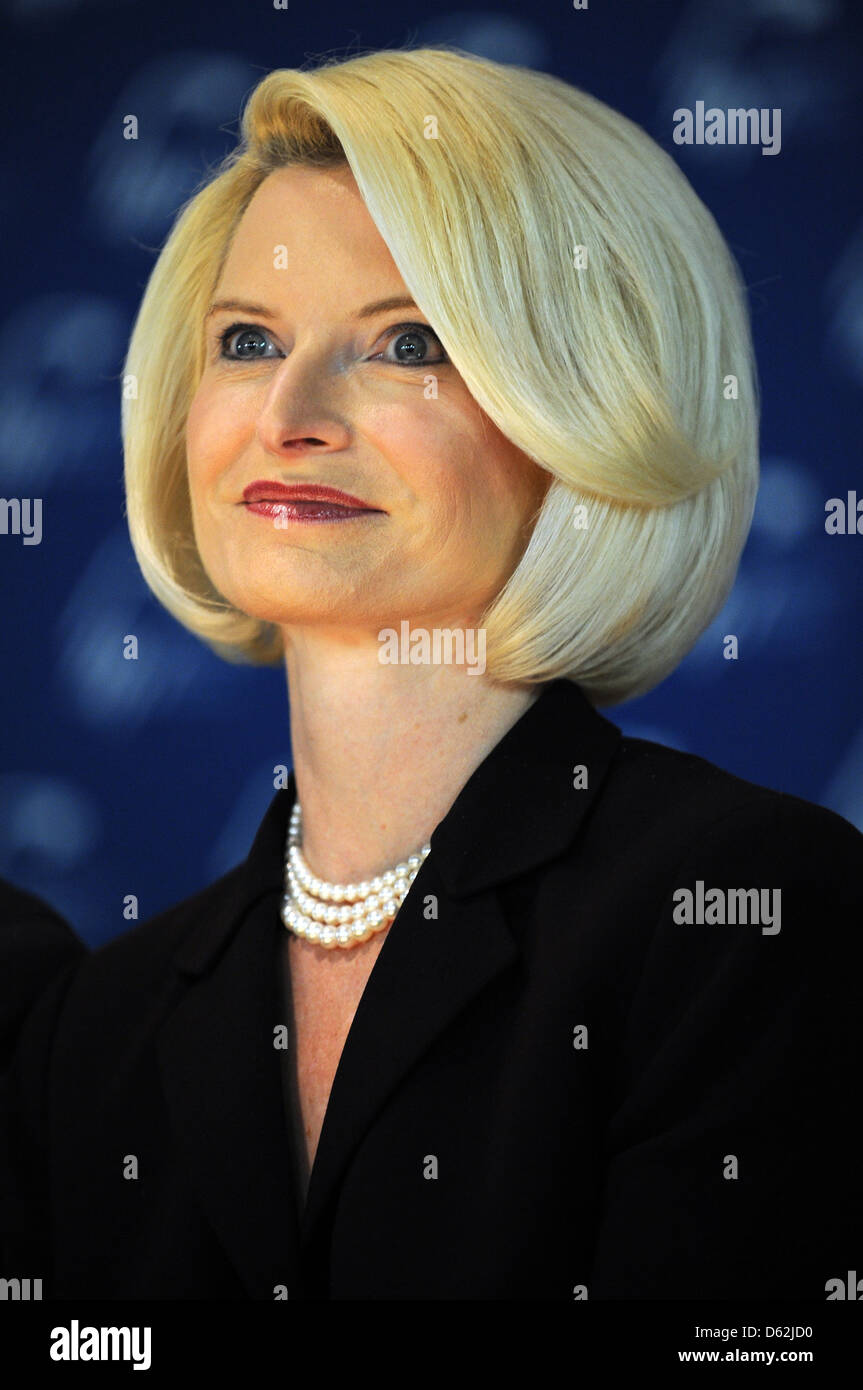 A support hi-res stock photography and images - Alamy