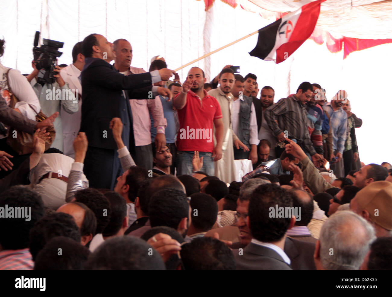 Cairo, Egypt. 11th April 2013. Egyptian muslims and Copts attend a ...