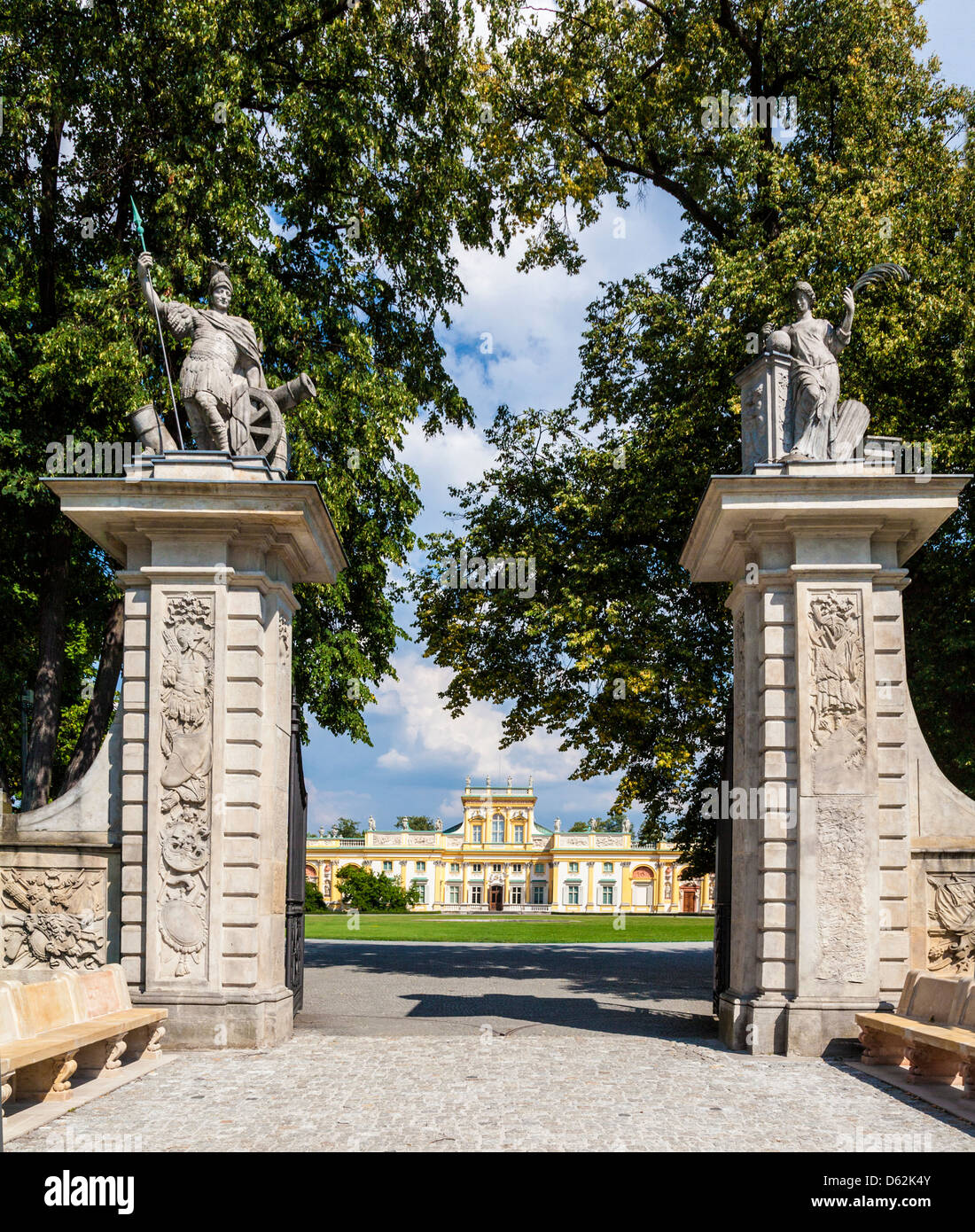 Entrance gates to the 17th century Wilanów Royal Palace in Warsaw ...