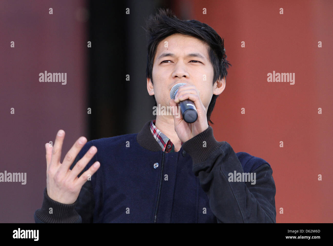 Harry Shum Jr. Michael Jackson's family and children immortalized their ...