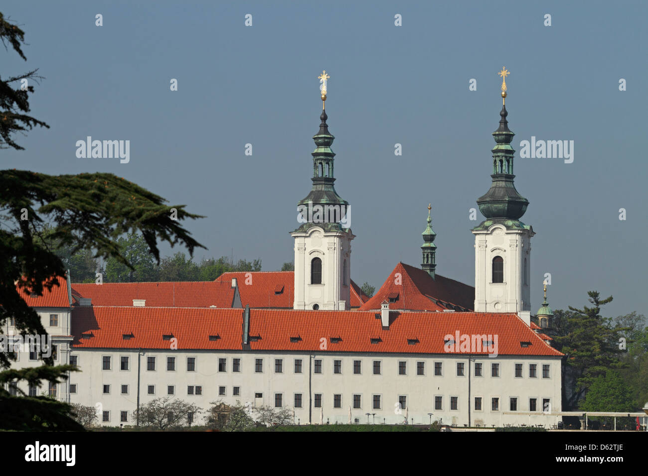 Mala strana prague hi-res stock photography and images - Alamy
