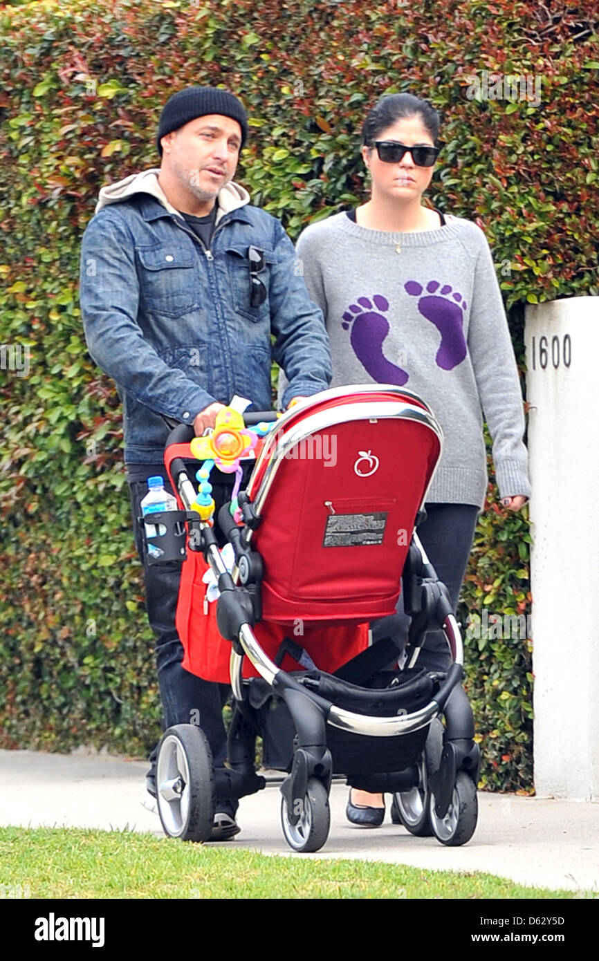 Selma Blair, Jason Bleick, and their son Arthur Saint are seen heading ...