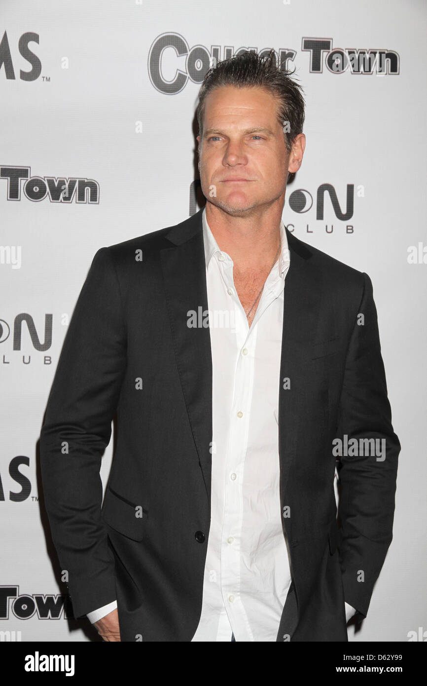 Brian Van Holt Cougar Town viewing party at Moon Nightclub at The Palms ...