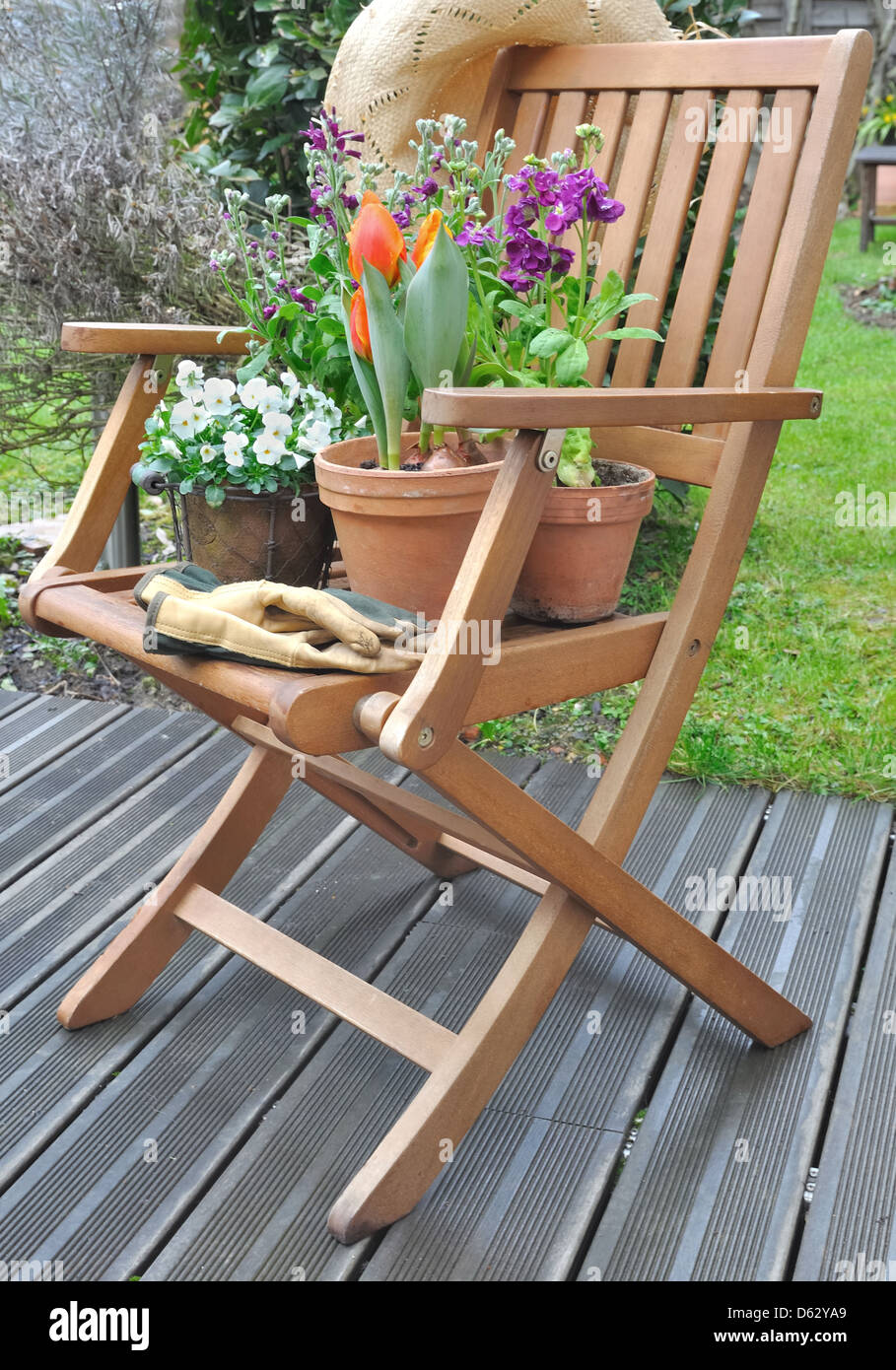 Chair flowers hi-res stock photography and images - Alamy