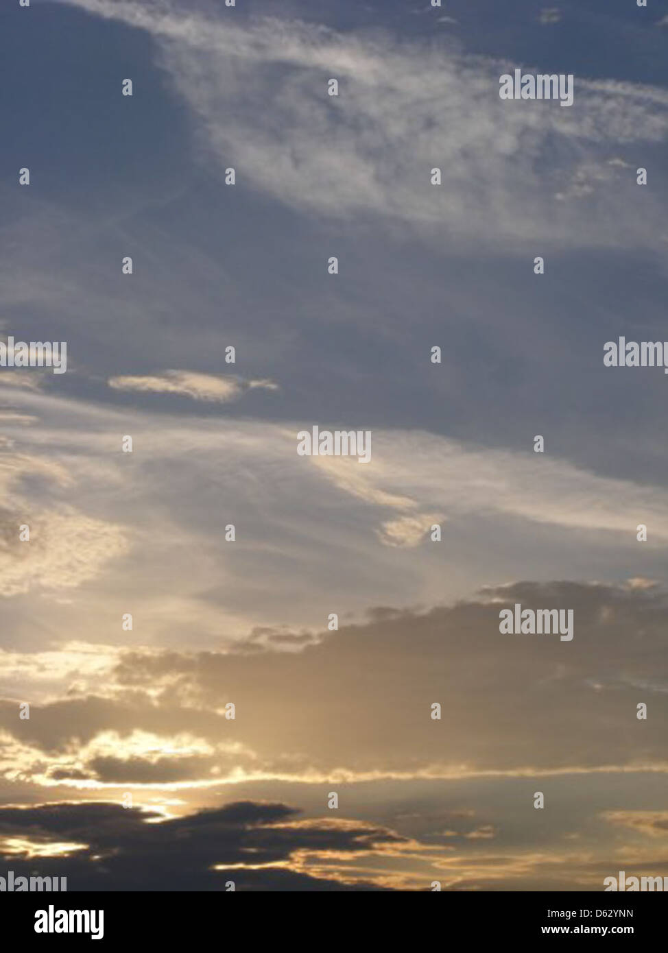 Sun rising through the clouds hi-res stock photography and images - Alamy