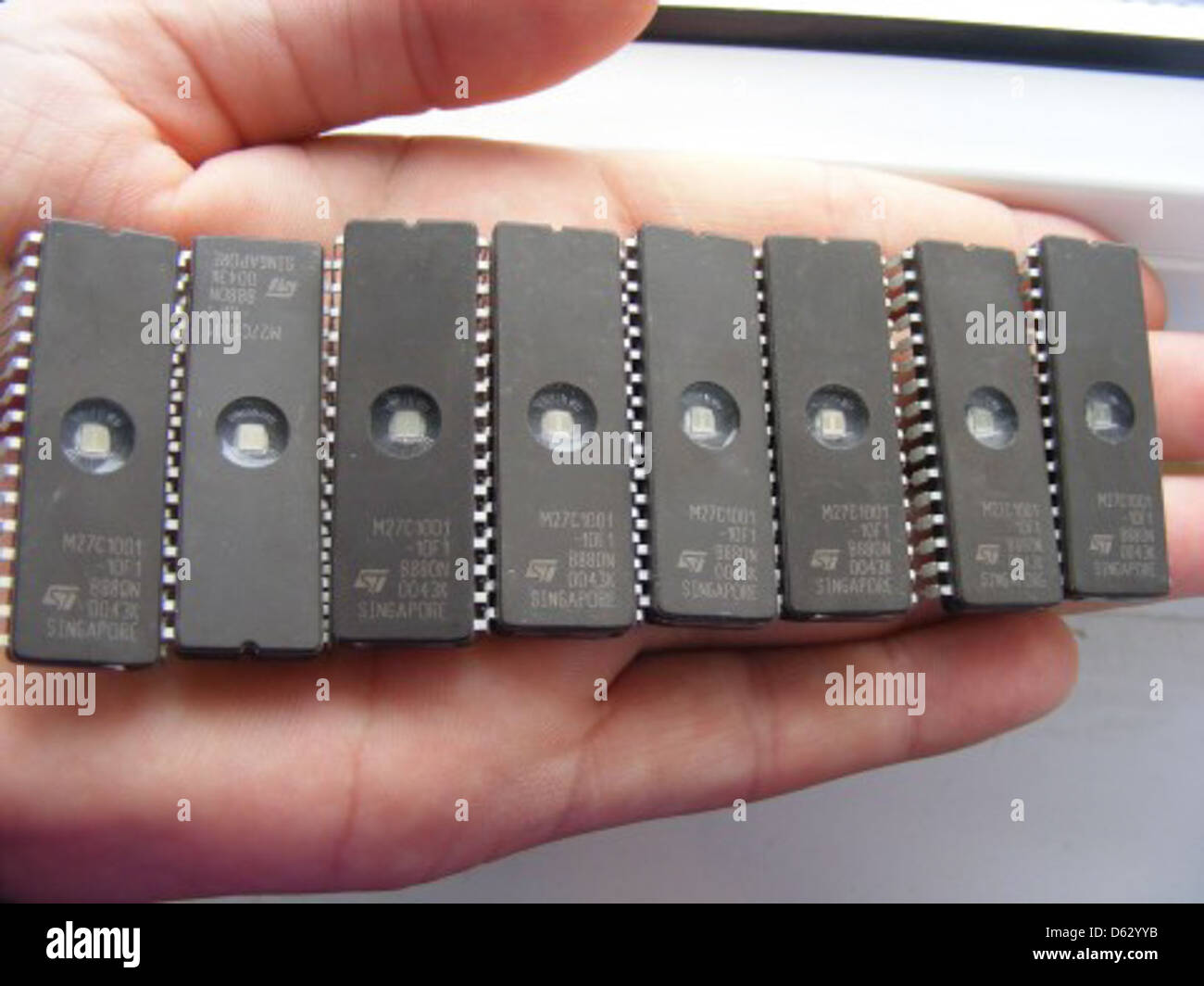 Uv eprom chip hi-res stock photography and images - Alamy