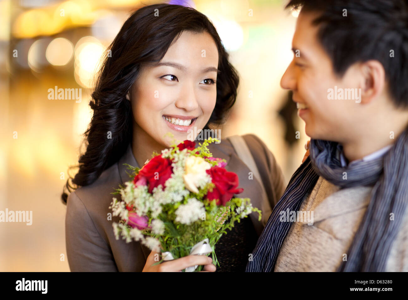 Romantic young couple bunch hi-res stock photography and images - Alamy