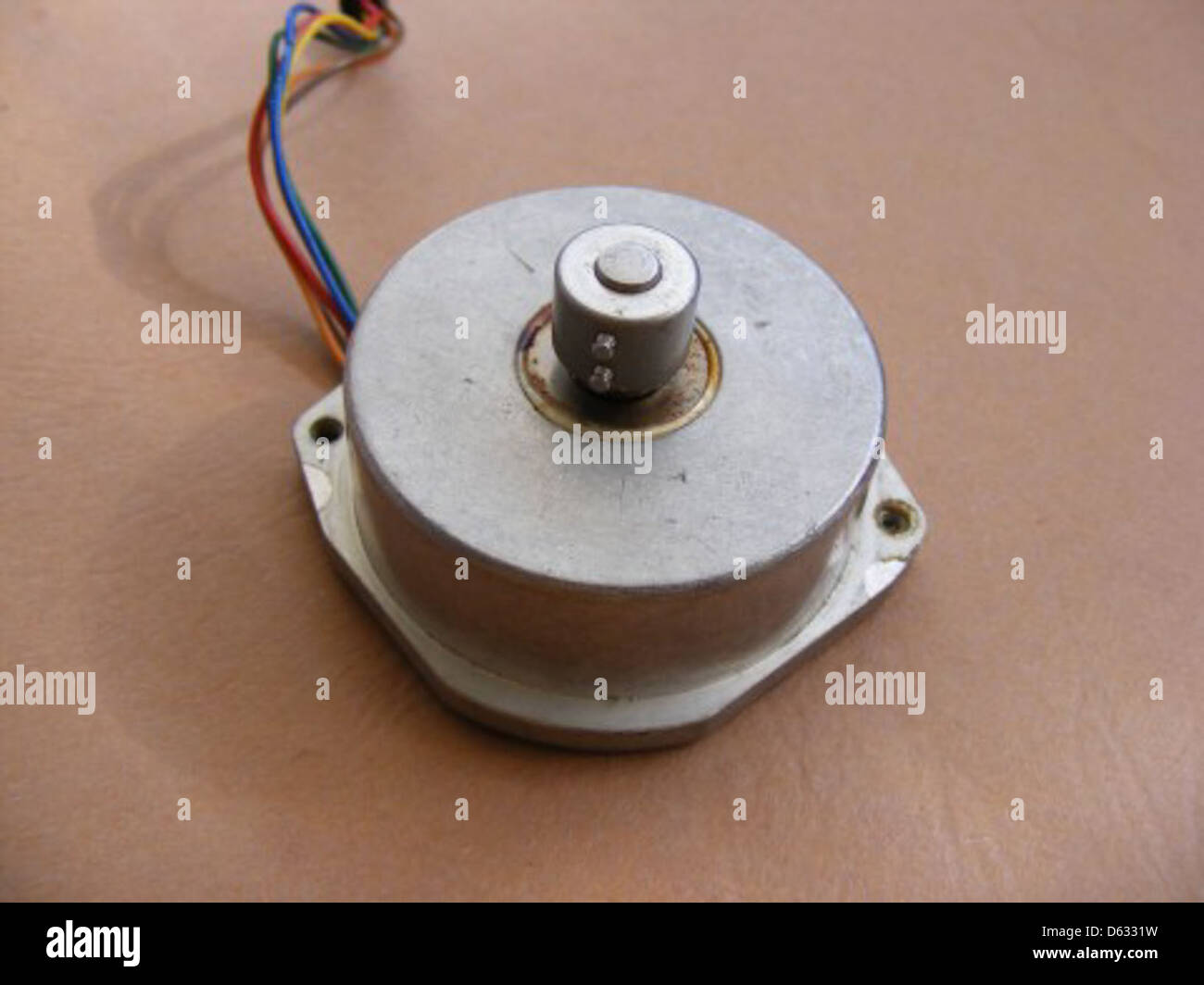 An image showing an HDD spindle motor, a crucial component of hard disk ...