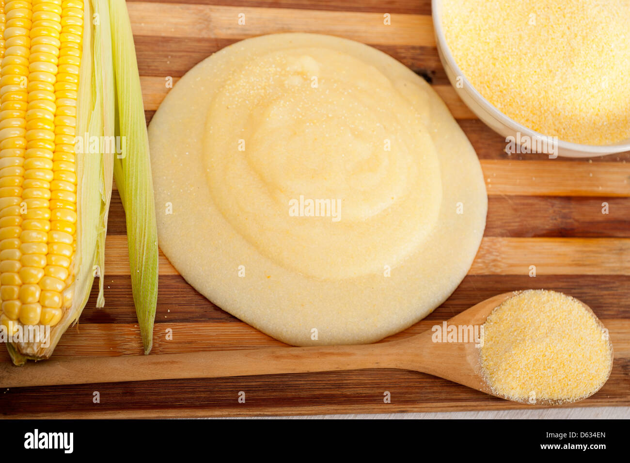 polenta traditional north Italy corn maize flour cream with cob Stock ...