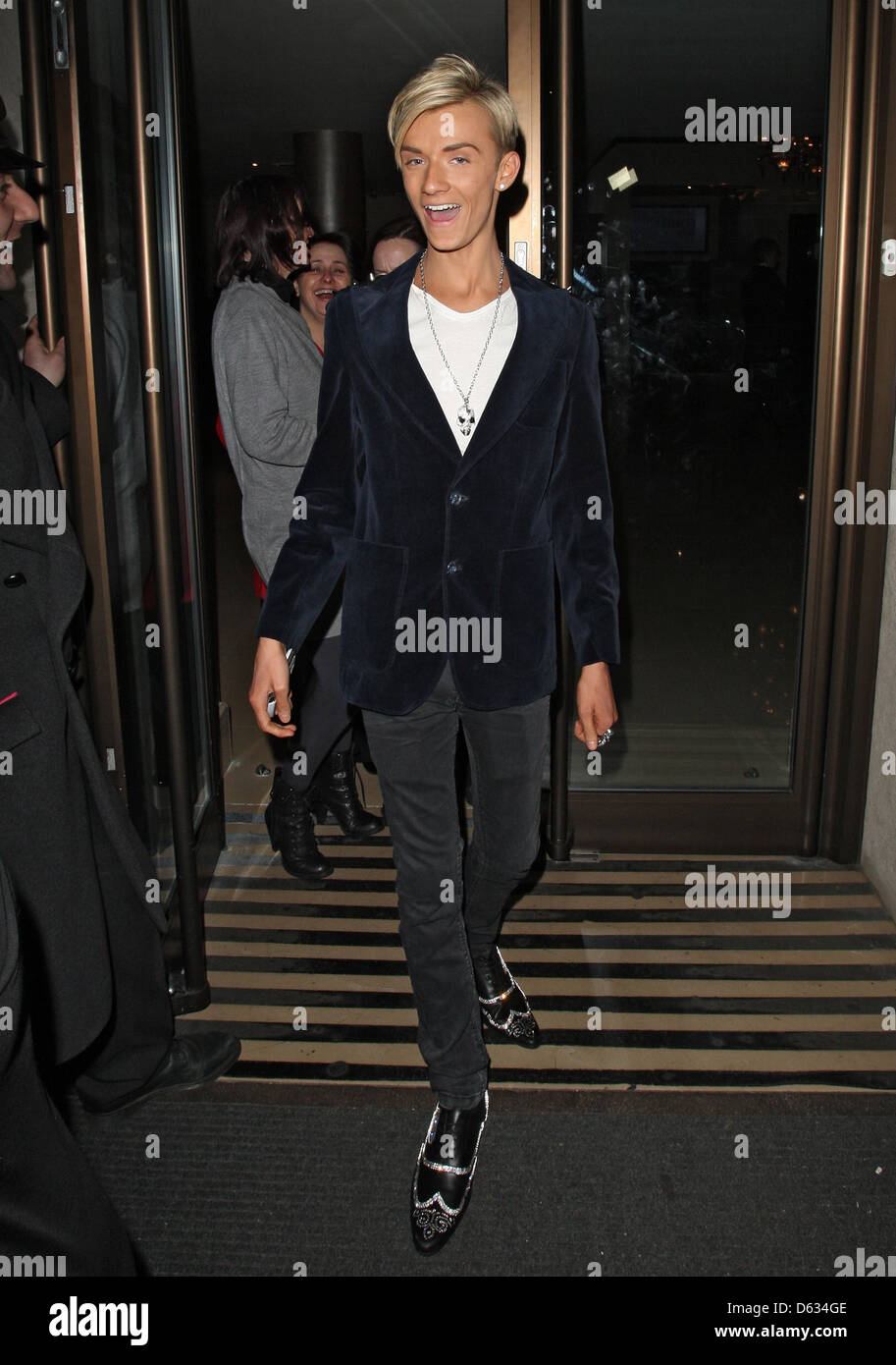 Harry derbridge leaving the mayfair hotel london hi-res stock ...