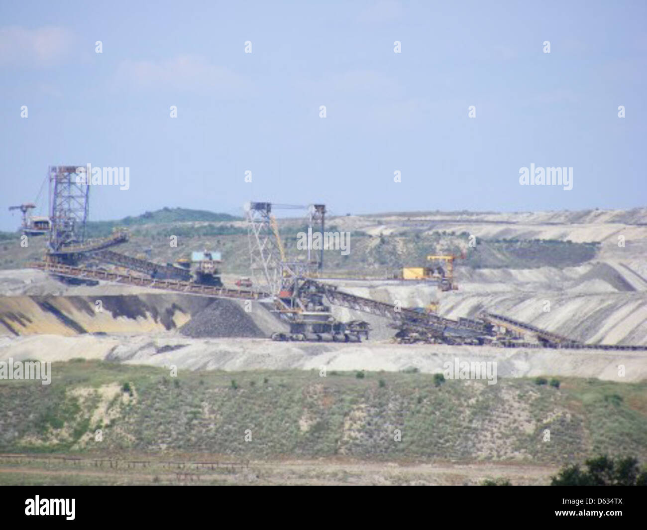 An image showing a bench in a coal mining operation, illustrating the ...