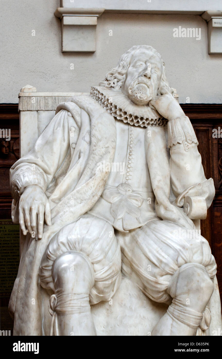 Cambridge, England, UK. Trinity College Chapel - the antechapel. Statue ...