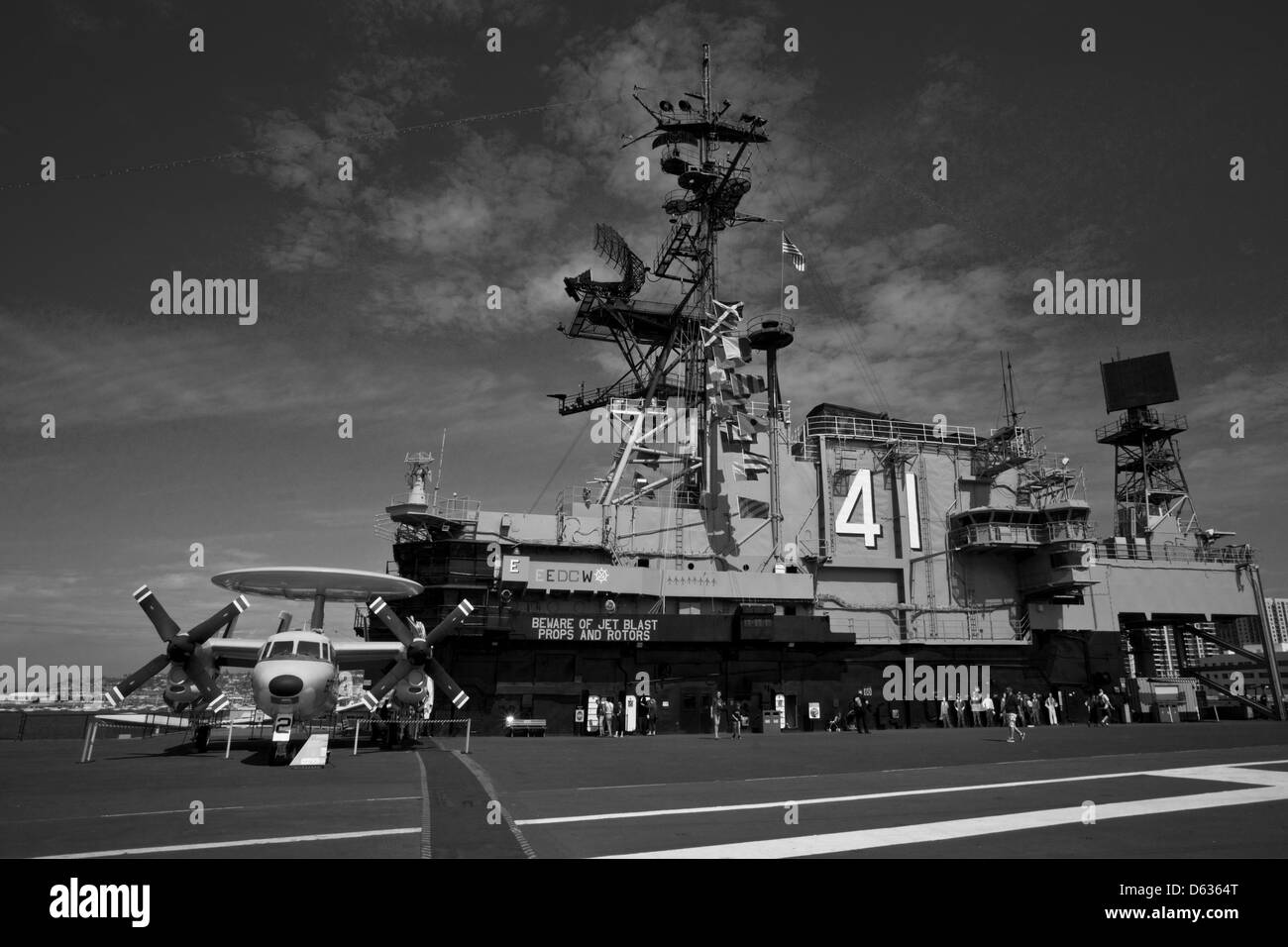 Uss midway hi-res stock photography and images - Alamy