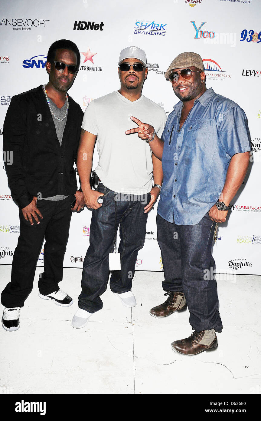 Shawn Stockman, Nathan Morris and Wanya Morris Boyz II Men performs at ...