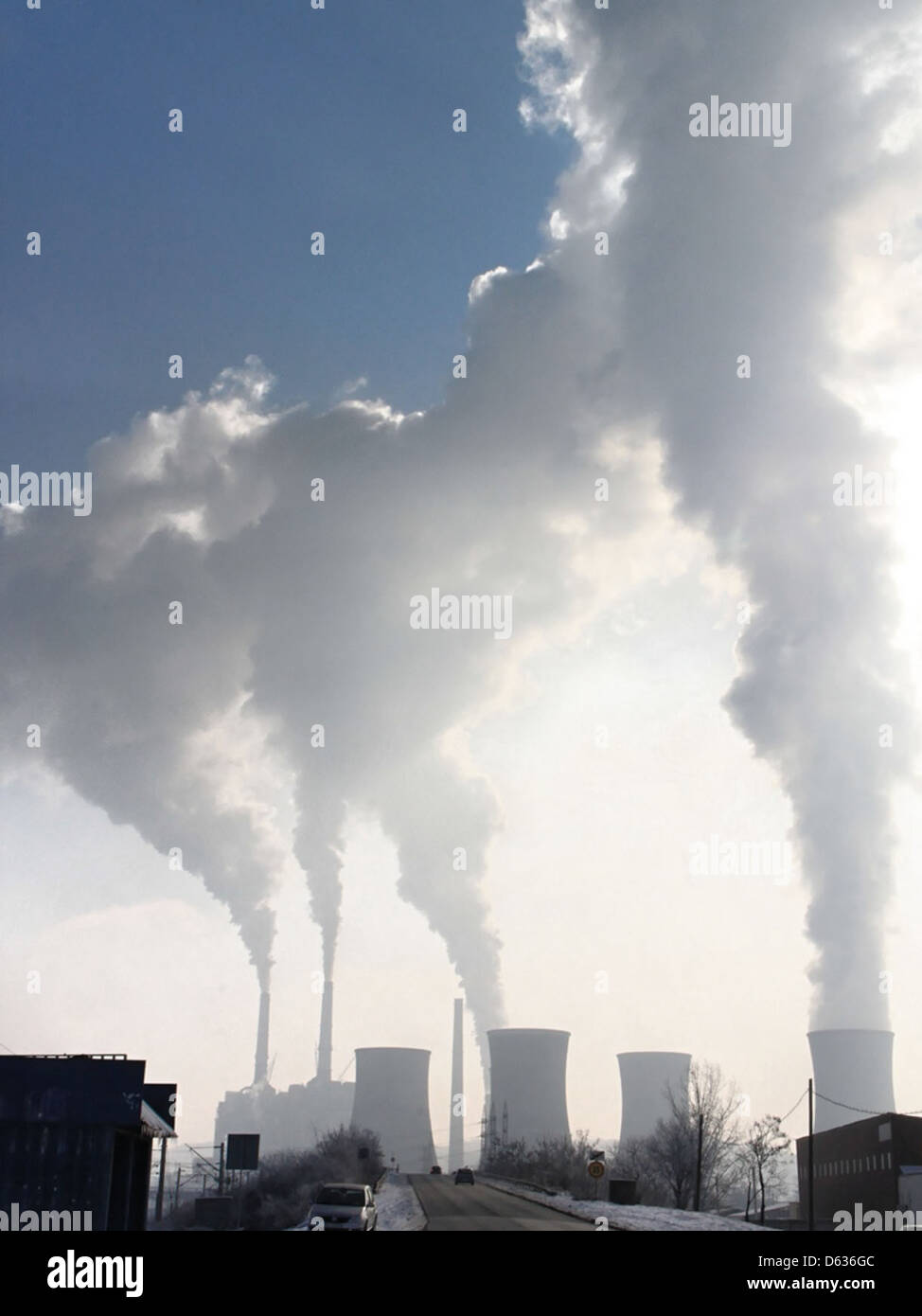 Coal fired power plant smoke hi-res stock photography and images - Alamy