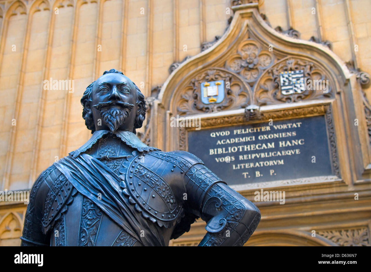 Statue oxford uk hi-res stock photography and images - Alamy