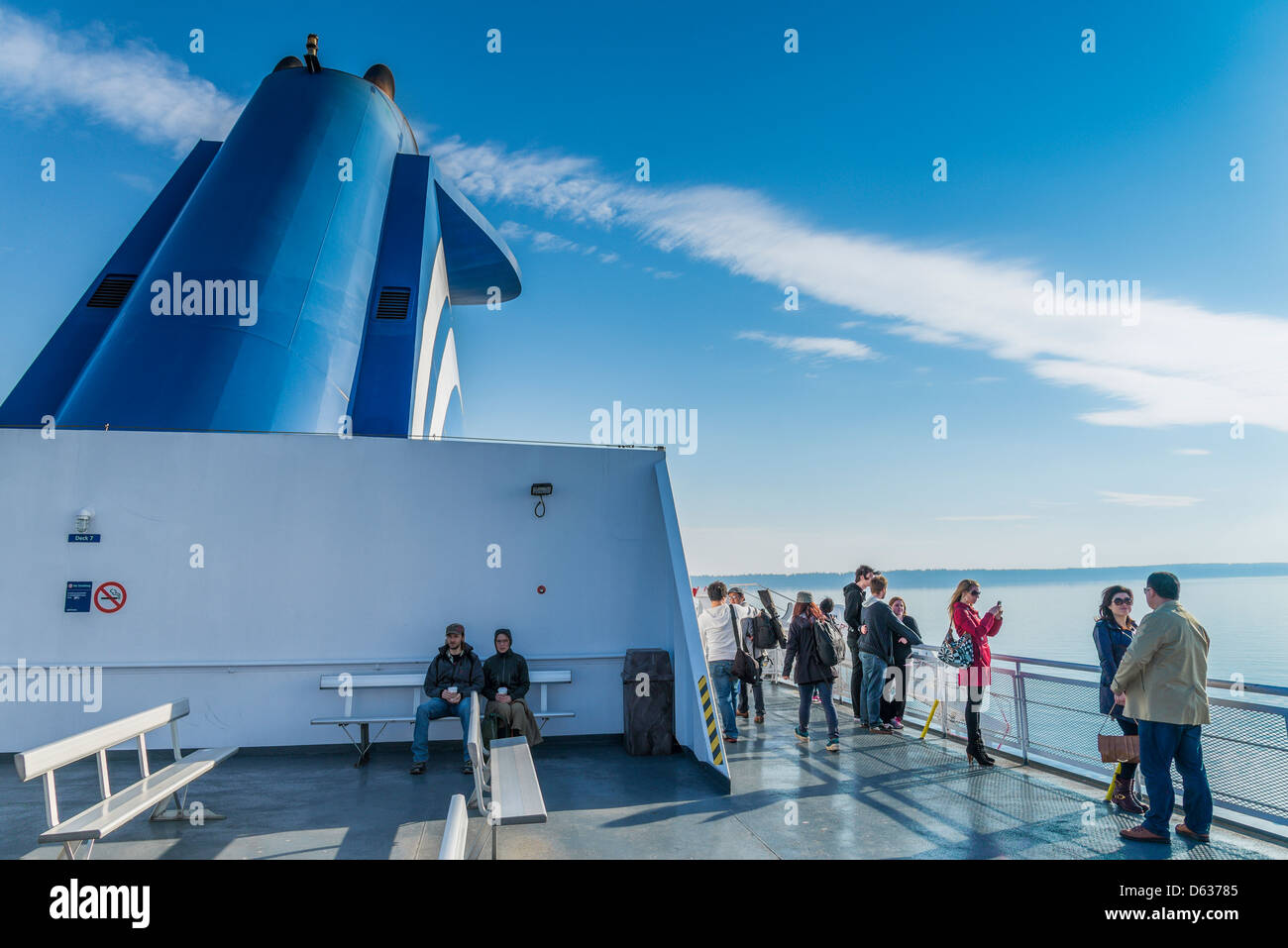 Funnel deck hi-res stock photography and images - Alamy