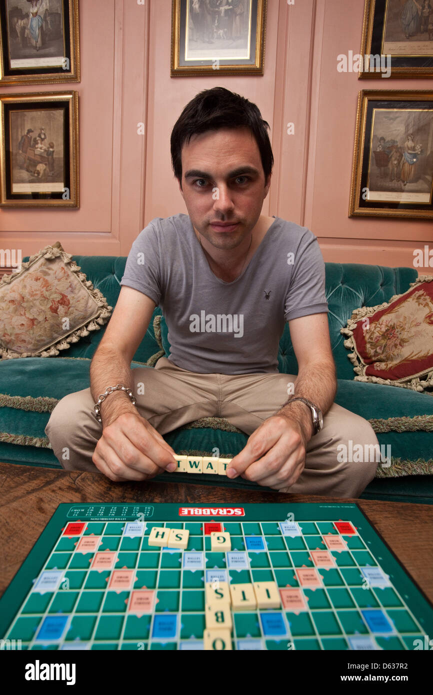 Richard Archer lead singer of English band Hard -Fi photographed in ...