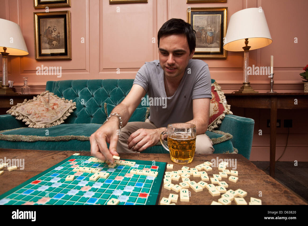 Richard Archer lead singer of English band Hard -Fi photographed in ...