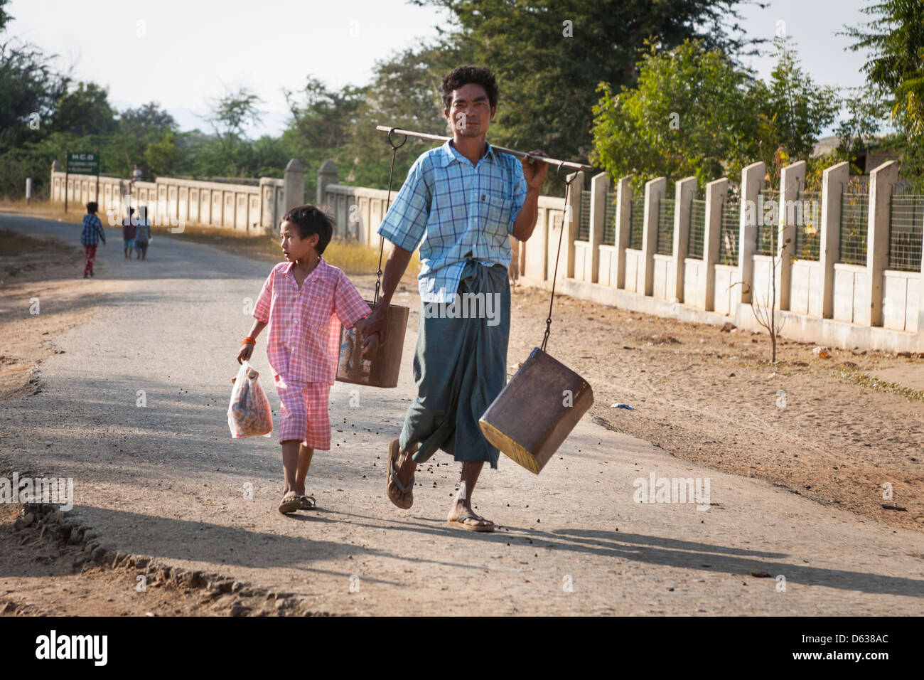 Father son burma myanmar hi-res stock photography and images - Alamy