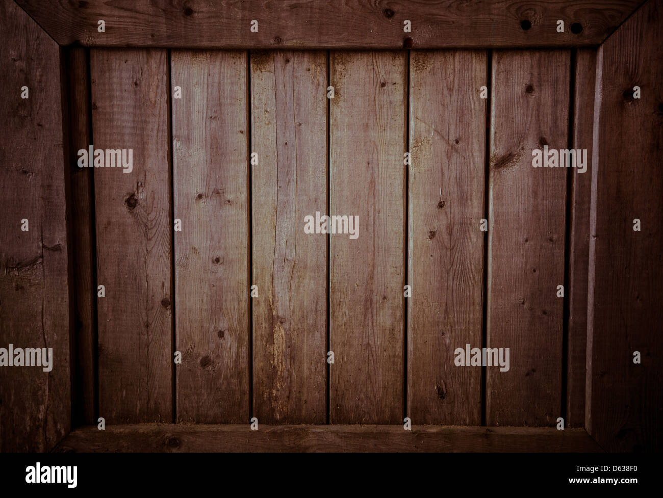 Dark wood boardwalk texture hi-res stock photography and images - Alamy